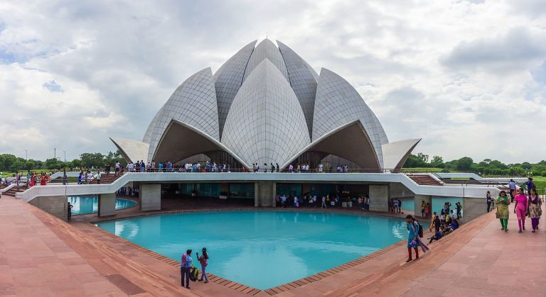 Best Tourist Places To Visit In Delhi