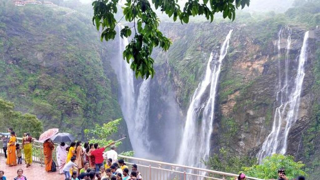 Kothi Village, Manali: History, Best Places to Visit, Timings & Fees