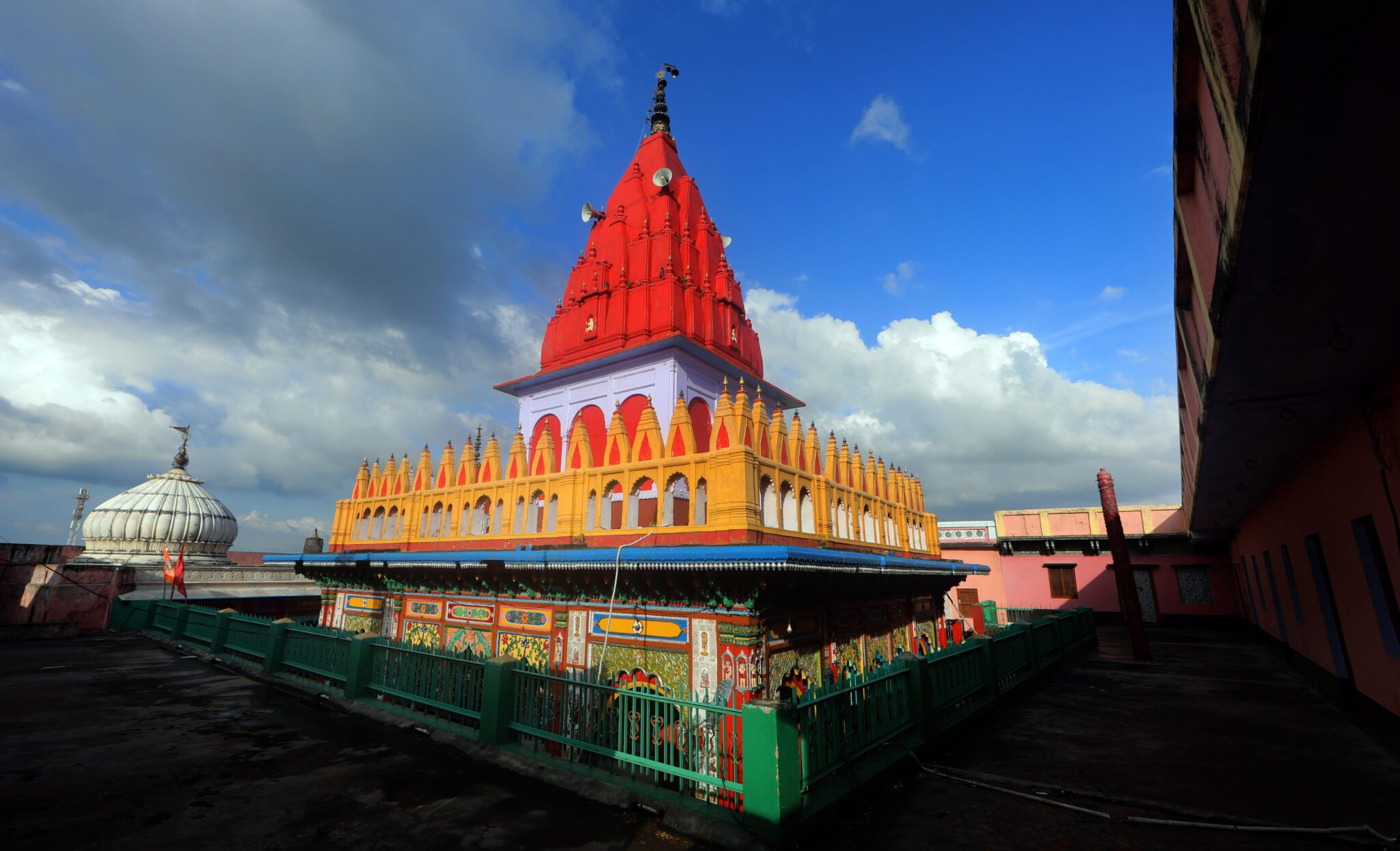 Radha Shyamsundar Temple Vrindavan Timings, History, Entry Fee & Aarti ...